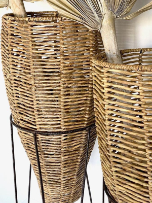 Holistic Habitat Seagrass Vessels On Wire Stands - Kedenza