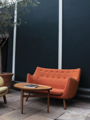 Danish Design Store Finn Juhl Poet Sofa - Autumn
