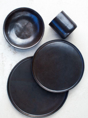 Honeycomb Studio Metallic Black - Dinner Plate - Autumn