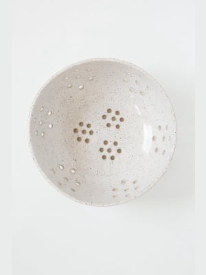 Palm + Perkins Rachael Pots Clay Berry Bowl In White - Autumn